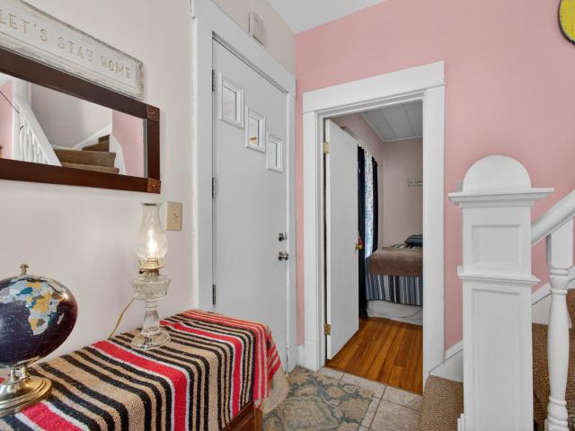 2118 W 16th Street