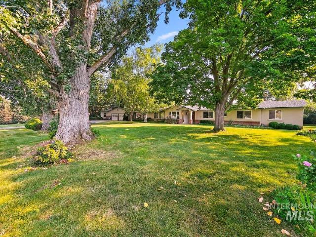 2118 W Aspen Cove Drive