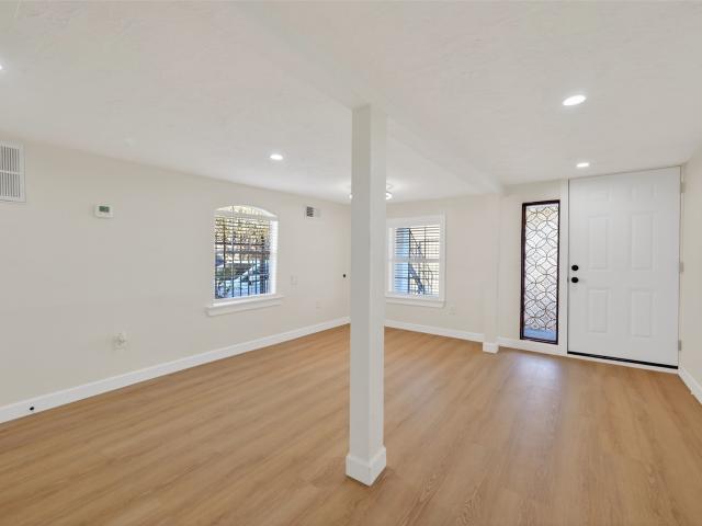 2118 Webster 3