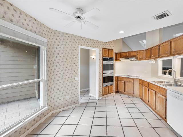 2118 Woodland Park Drive