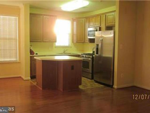 21197 Mcfadden Square # 101