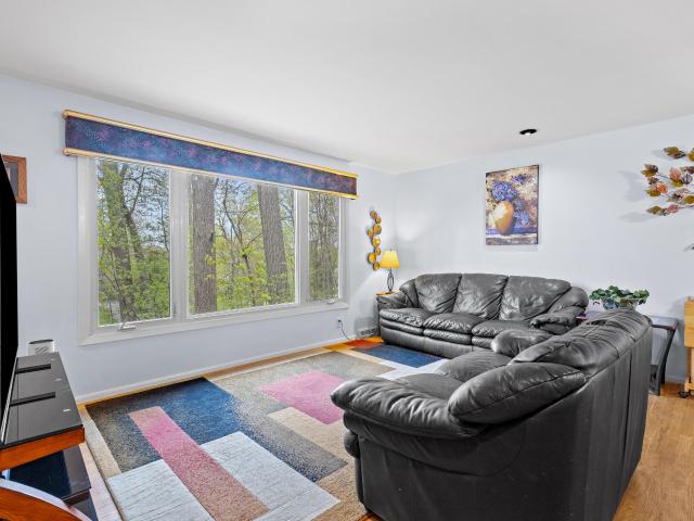 21195 Mary Lynn Dr