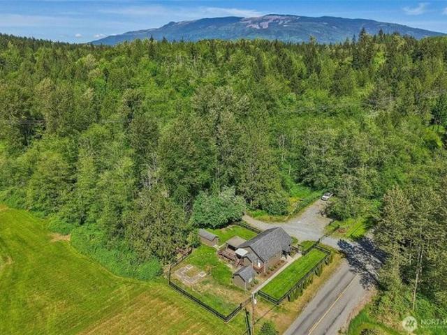 21199 Grip Rd, Sedro Woolley, WA 98284