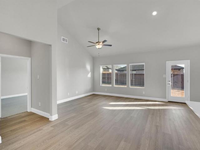2119 Mustang Way