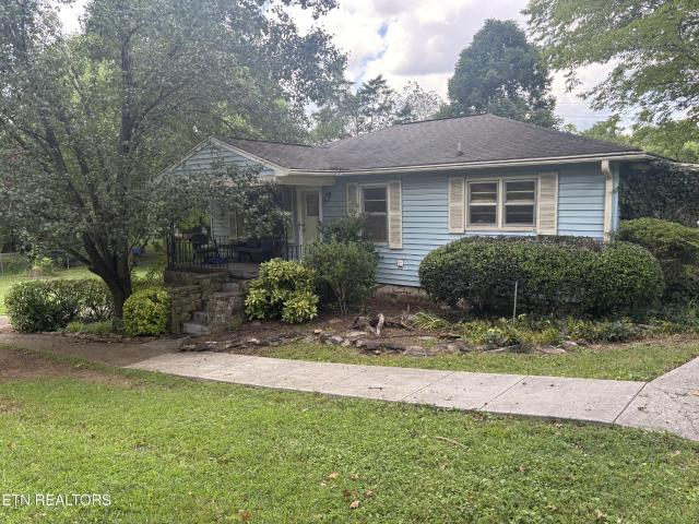 2119 Maple Drive