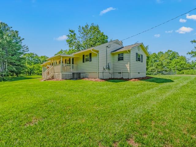 2119 Old Pipers Gap