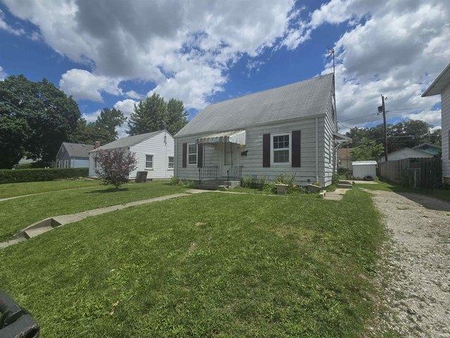 2119 Cozy Ct, Fort Wayne, IN 46802