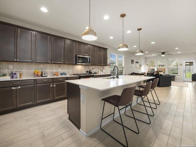 2119 Dalhart, San Antonio, TX 78253
