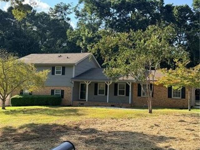 2119 Eastwood Dr, Snellville, GA 30078