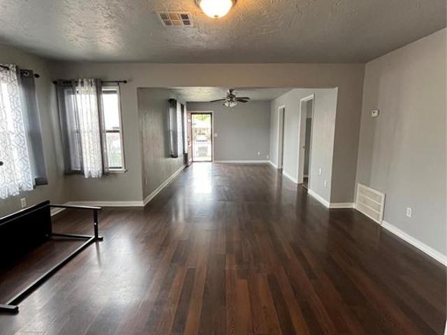 2119 Felix Place