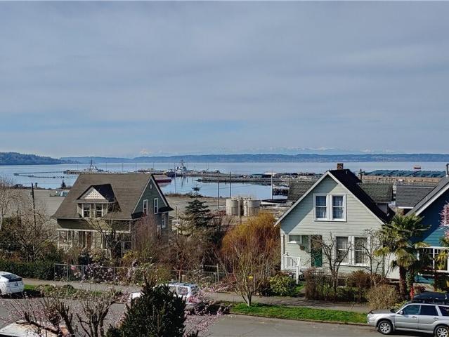 2119 Grand Avenue # 3