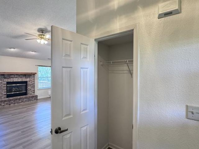 2119 W Van Arsdall Ct, Columbus, IN 47201