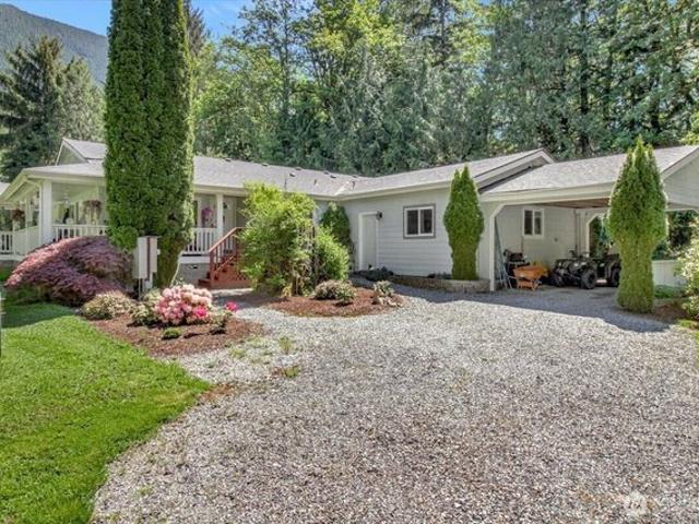 21103 nd St NE, Arlington, WA 98223
