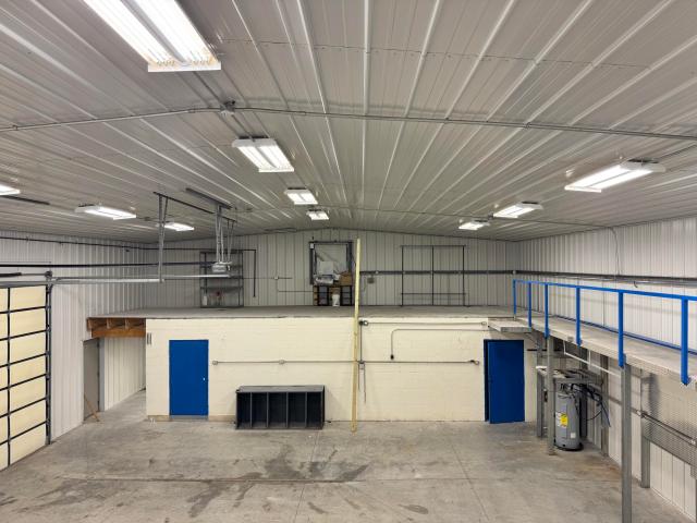 21102 Farm Road 1252