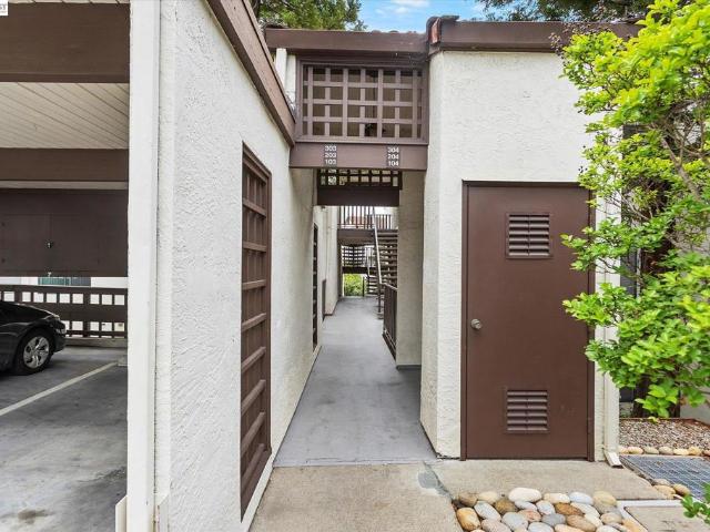 21109 Gary Dr 203