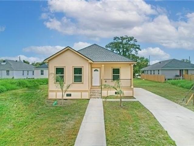 2110 Mardi Gras Blvd, New Orleans, LA 70114