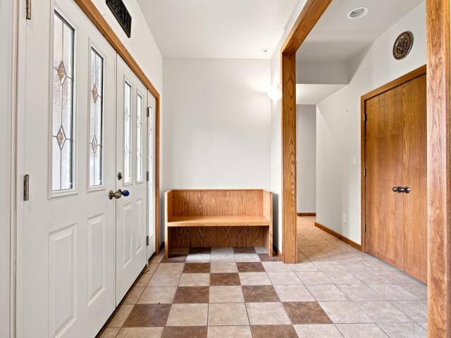2110 Meadowlark Court