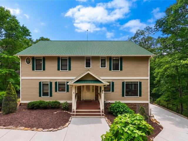2110 Monument Road