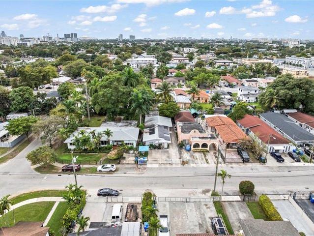 2110 NW 34th St, Miami, FL 33142