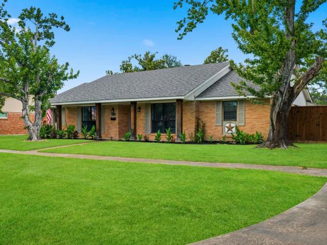 2110 Oceanview Drive