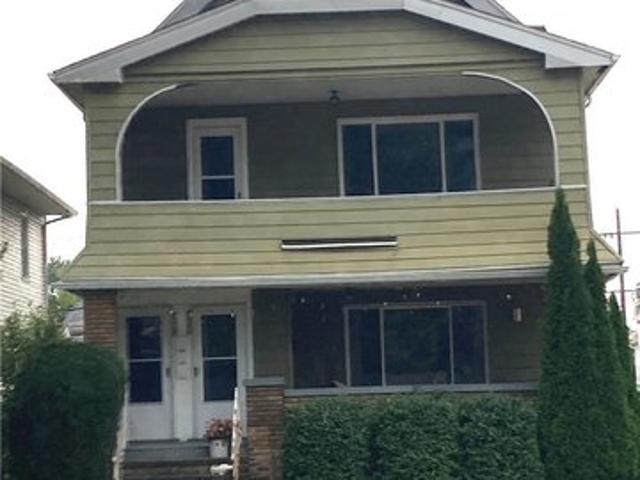 2110 Bunts Rd, Lakewood, OH 44107