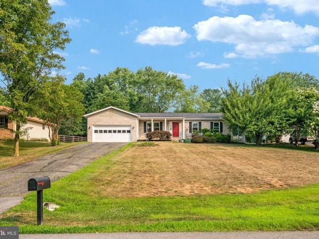 2110 Clearview Dr, Owings, MD 20736