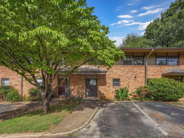 2110 Colony Dr SW Unit 210, Huntsville, AL 35802