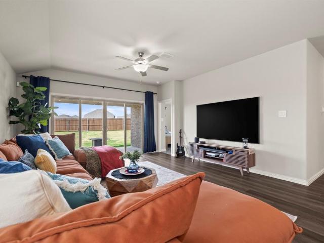 2110 Colt Court