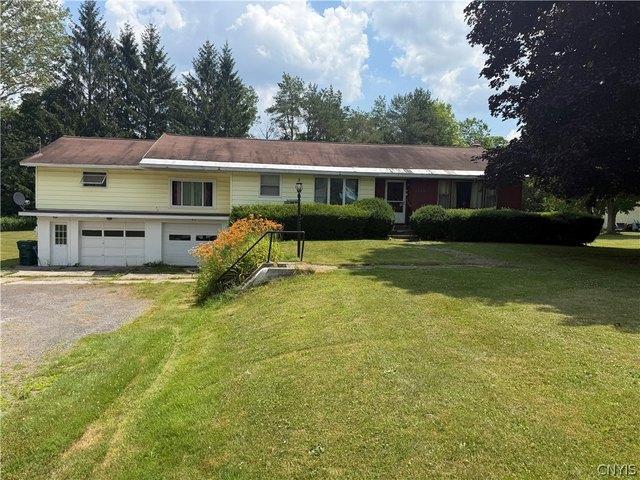 2110 County Route 176, Fulton, NY 13069