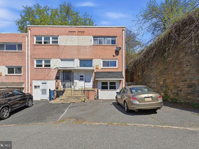 2110 Delmar Dr, Folcroft, PA 19032 | MLS #PADE2110