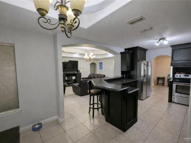 2110 Dogwood Street