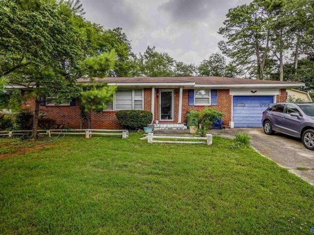 2110 Fulton Dr NW, Huntsville, AL 35810
