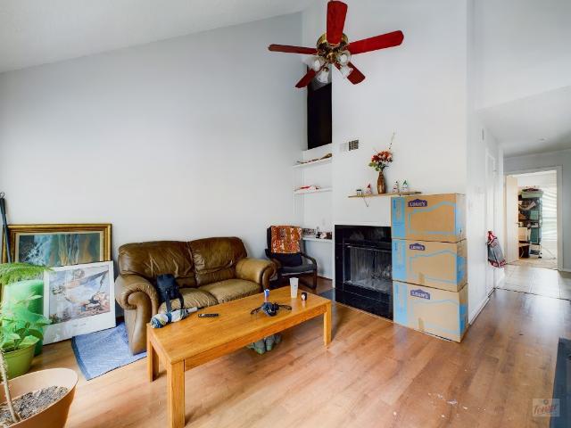 2110 Rio Grande St, Unit 301, Austin, TX 78705 | MLS #7101 | Compass