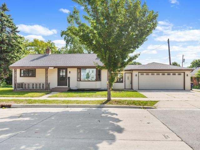 2110 S 63rd St, West Allis, WI 53219