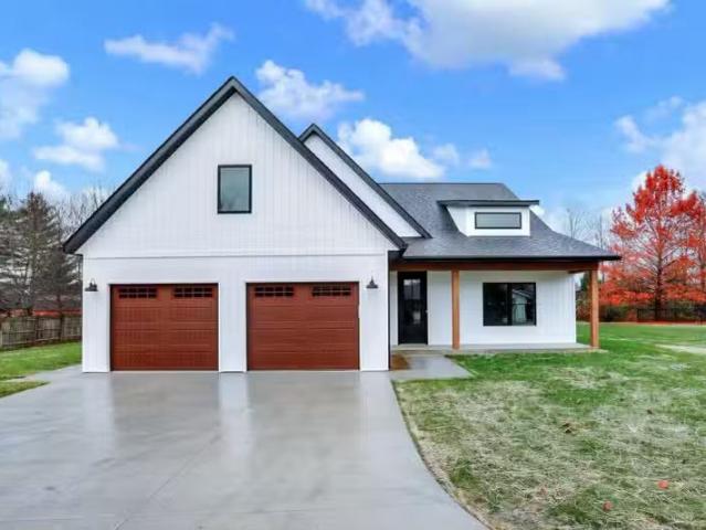 2110 S Smith Road, Bloomington, IN 47401