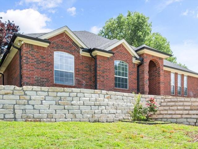 2110 Timber Cove Ct, Weatherford, TX 76087