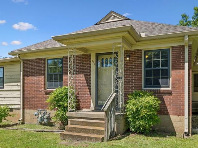 2110A W Linden Ave, Nashville, TN 37212