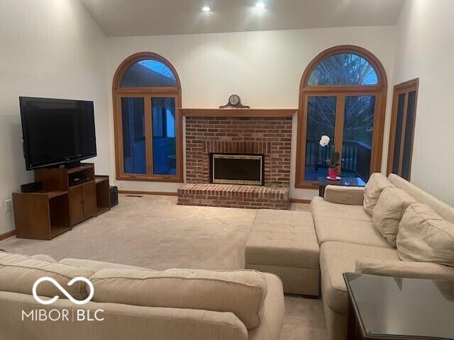 21118 N Banbury Road