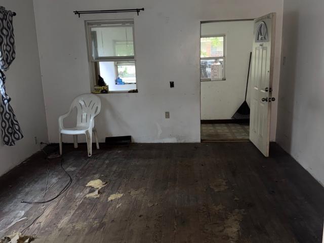 2111 N 22nd