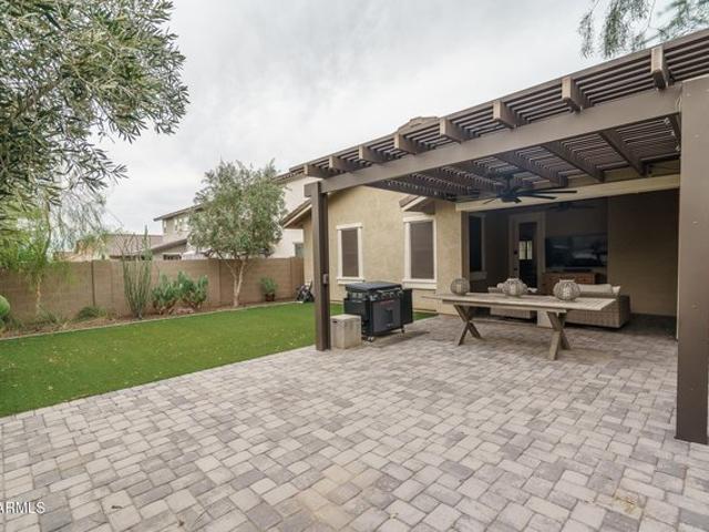 2111 N Heritage St, Buckeye, AZ 85396