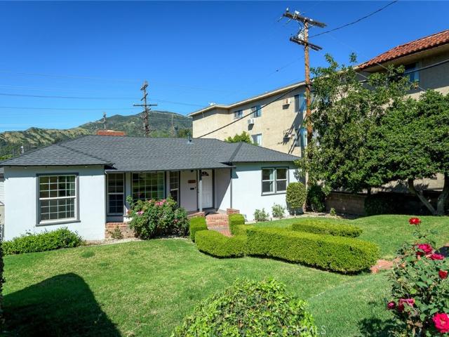 2111 N Verdugo