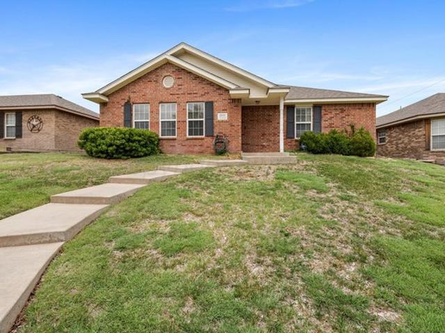 2111 Noah St, Amarillo, TX 79118