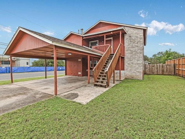 2111 Oak Motte Ln, Austin, TX 78744