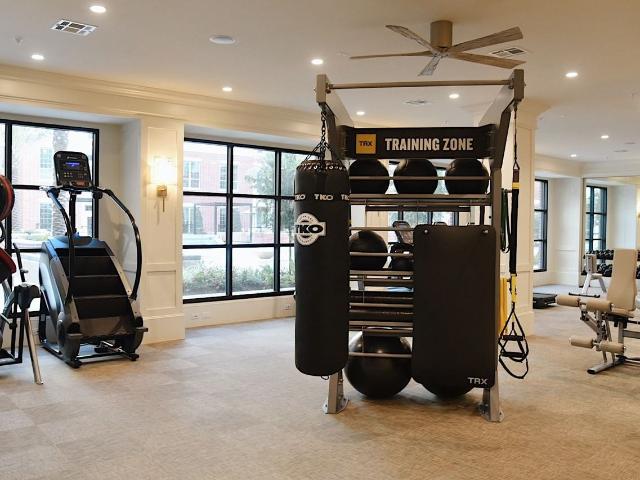 2111 Austin Apartments 1 Bedroom Apartment for Rent at 2111 Austin St, Houston, TX 77002 Midtown