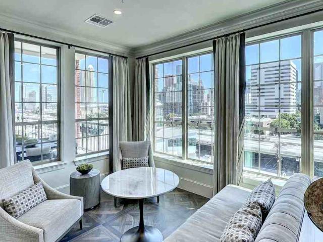 2111 Austin Apartments 1 Bedroom Apartment for Rent at 2111 Austin St, Houston, TX 77002 Midtown