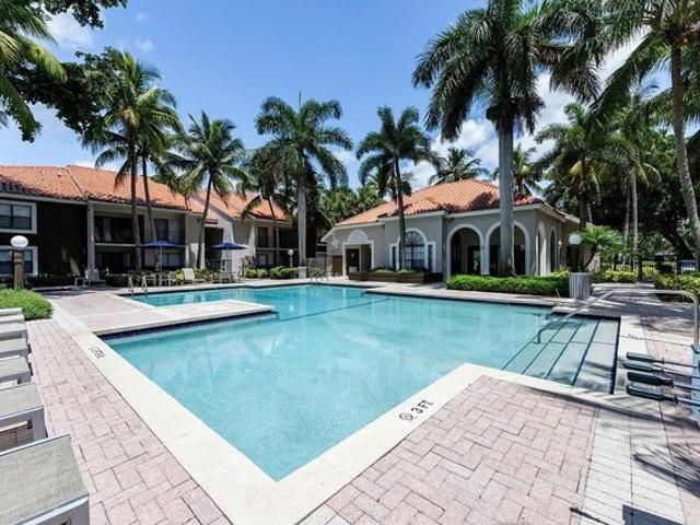 2111 Brandywine Rd, West Palm Beach, FL 33409