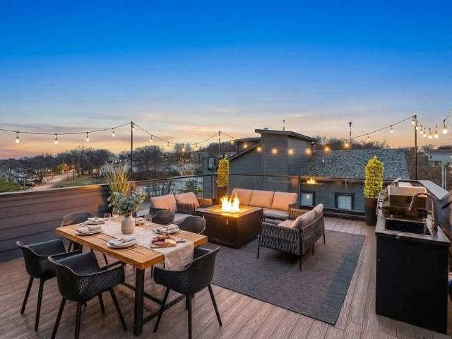 2111 Cahal Ave