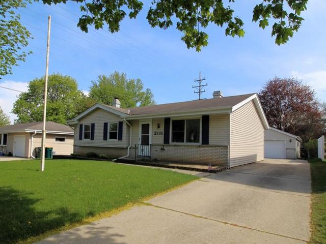 2111 Canary St, West Bend, WI 53090
