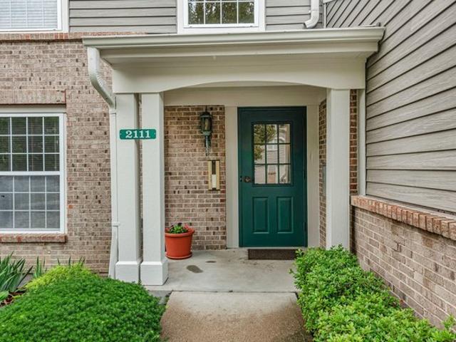2111 Clareglen Dr Unit 203, Crescent Springs, KY 41017