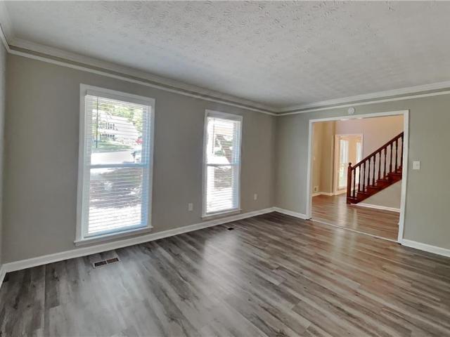 2111 Dawn Court